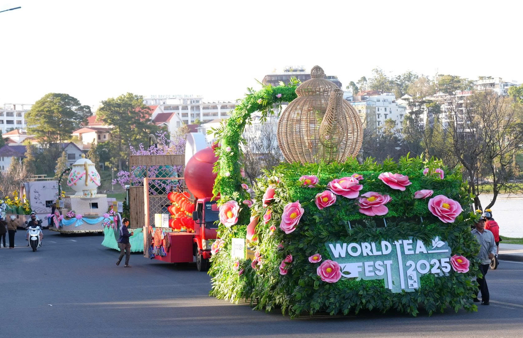Tea Carnival 2025: Vũ điệu di sản giữa lòng phố núi và khát vọng định ...